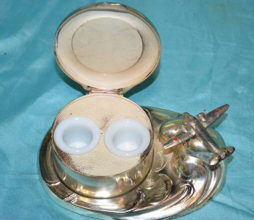 Imperial Japanese Navy Inkwell | Medals of Asia