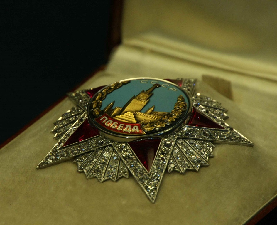 Orders of Victory V and X of Joseph Stalin | Medals of Asia