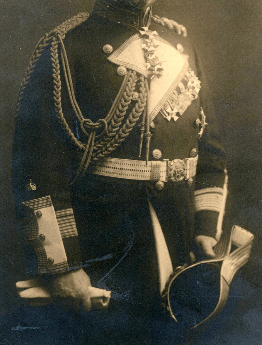 Аdmiral Felix Funke with the Order of Double Dragon | Medals of Asia