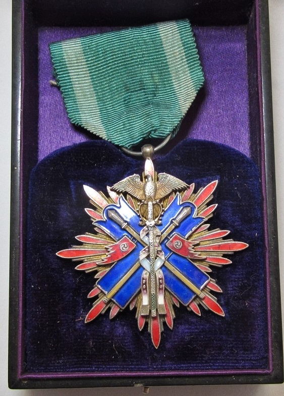 4th class Order of Golden Kite awarded in 1906 to Navy Commander ...