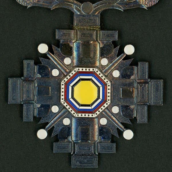 8th class Pillars of the State Order with Paper Wrapper | Medals of Asia
