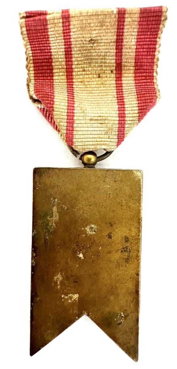 Pendants with The Imperial Rescript on Education | Medals of Asia