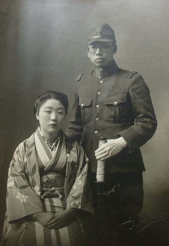 Captain of Manchukuo Army Family Photos | Medals of Asia