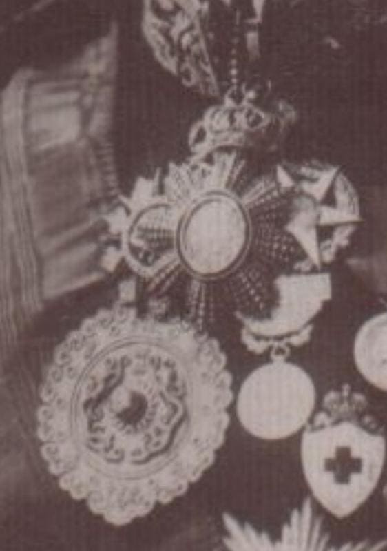French Officers and Officials with Chinese Orders and Medals | Medals ...