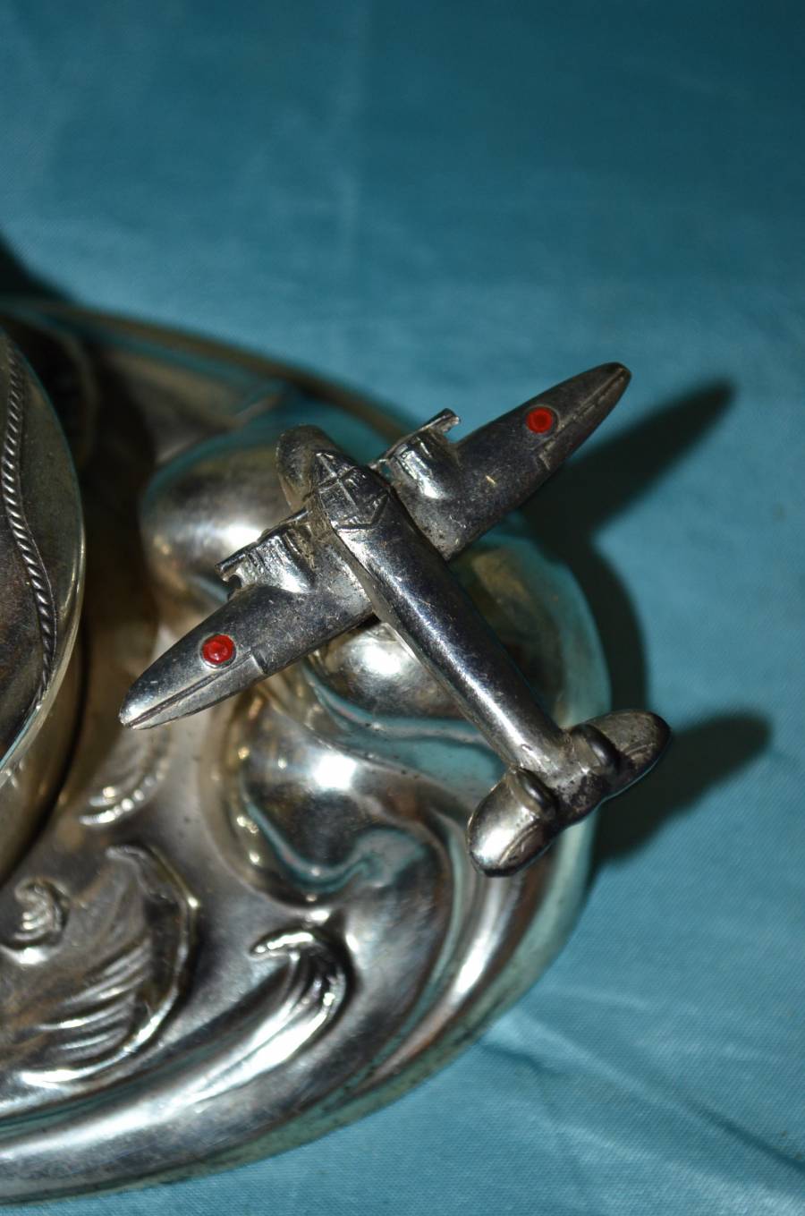 Imperial Japanese Navy Inkwell | Medals of Asia