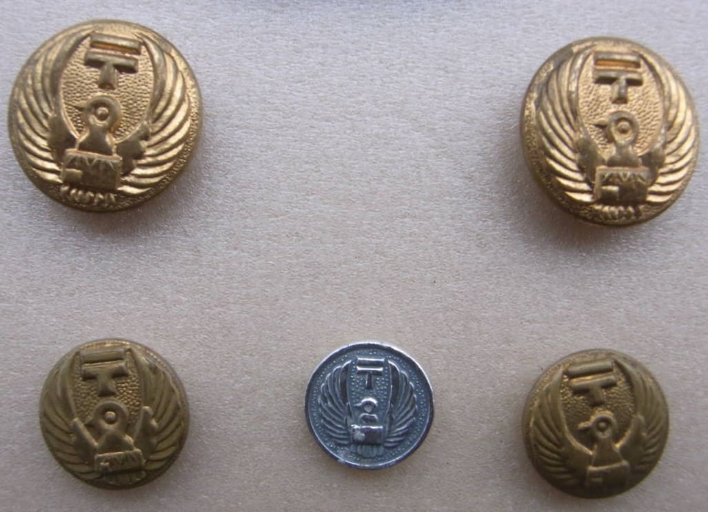 Japanese Postal Hat Badges/郵便局帽章 | Medals of Asia