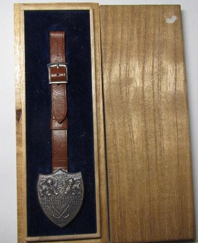 Badges, watch fobs and medals manufactured by Tamaya/東京玉屋銀座 | Medals of ...