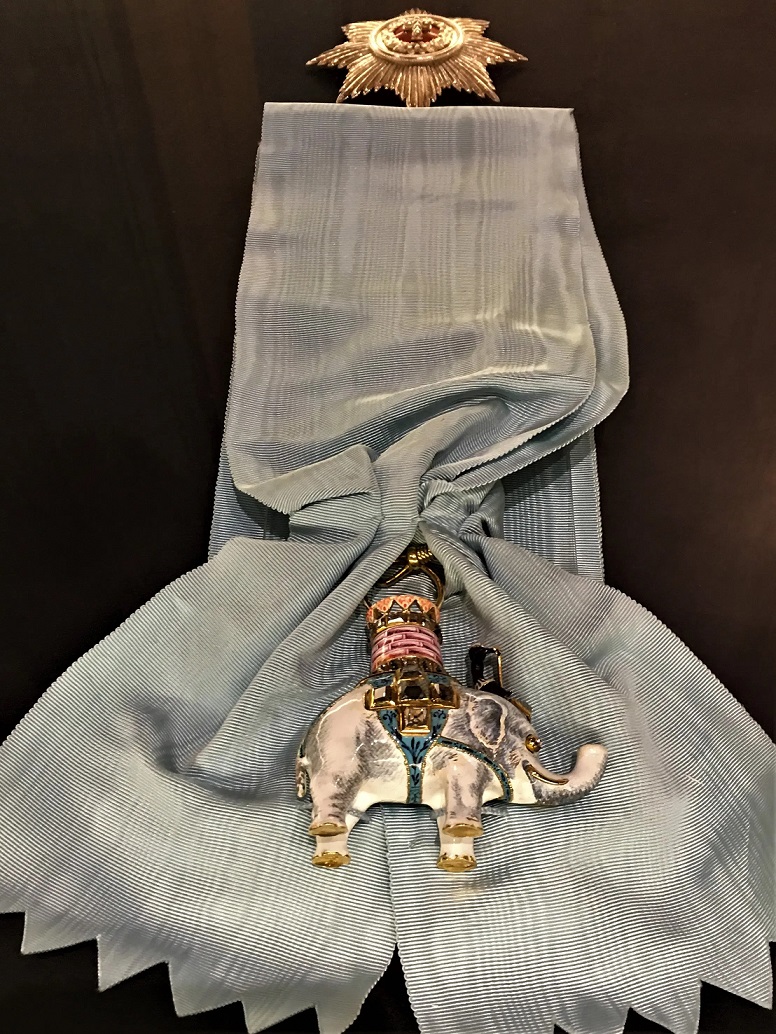 Order of the Elephant awarded to the 9th President of Finland Mauno ...
