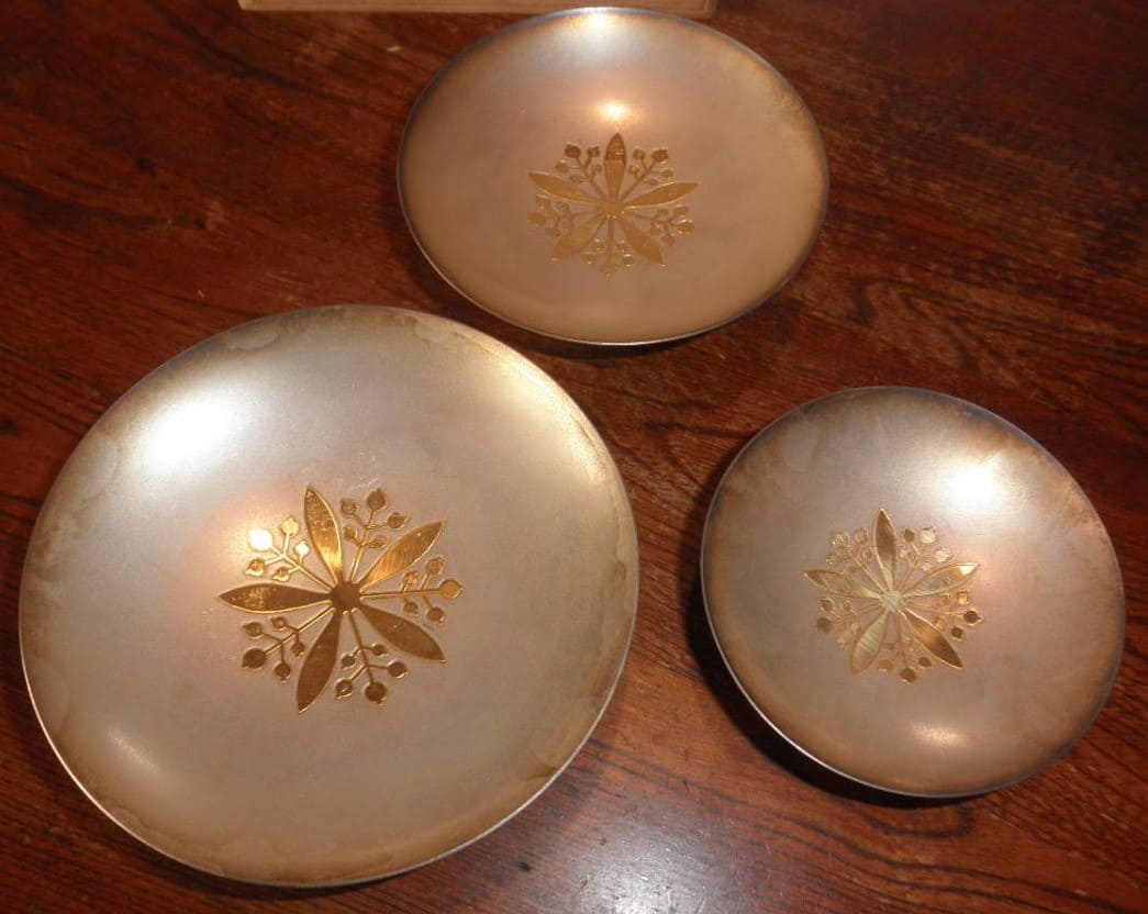 Silver Cups with Orchid Flower /Imperial Seal of the Emperor of ...